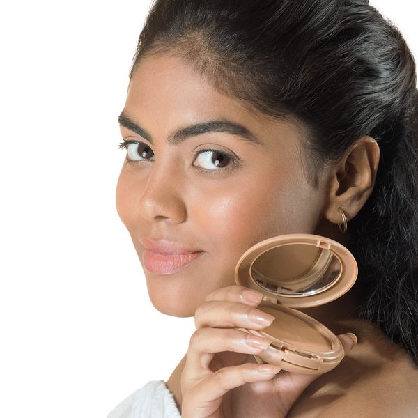 Glow Full Coverage Compact With SPF 30 - 9g | Natural Glow